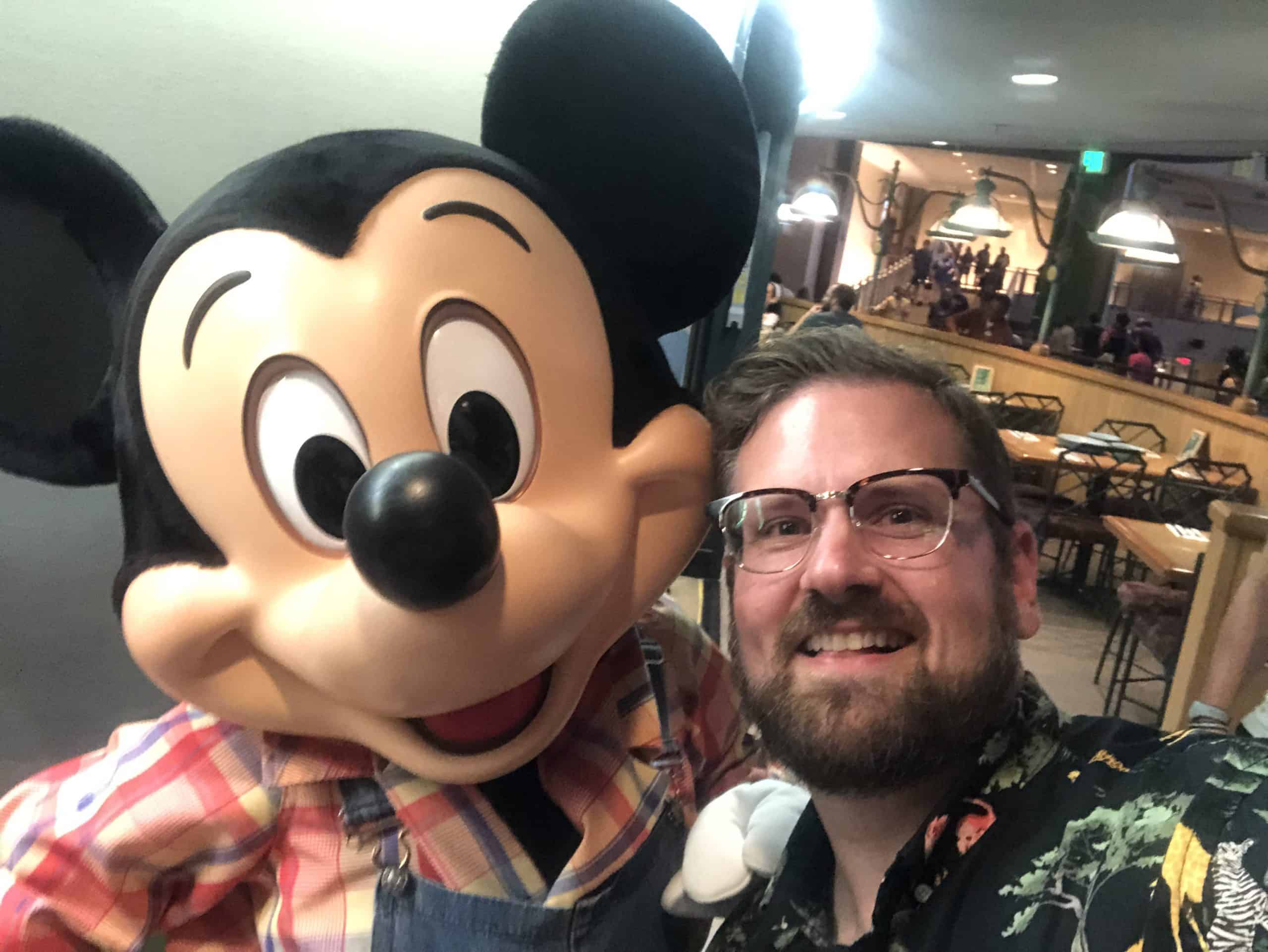 Chris Sharps - Pixie Vacations